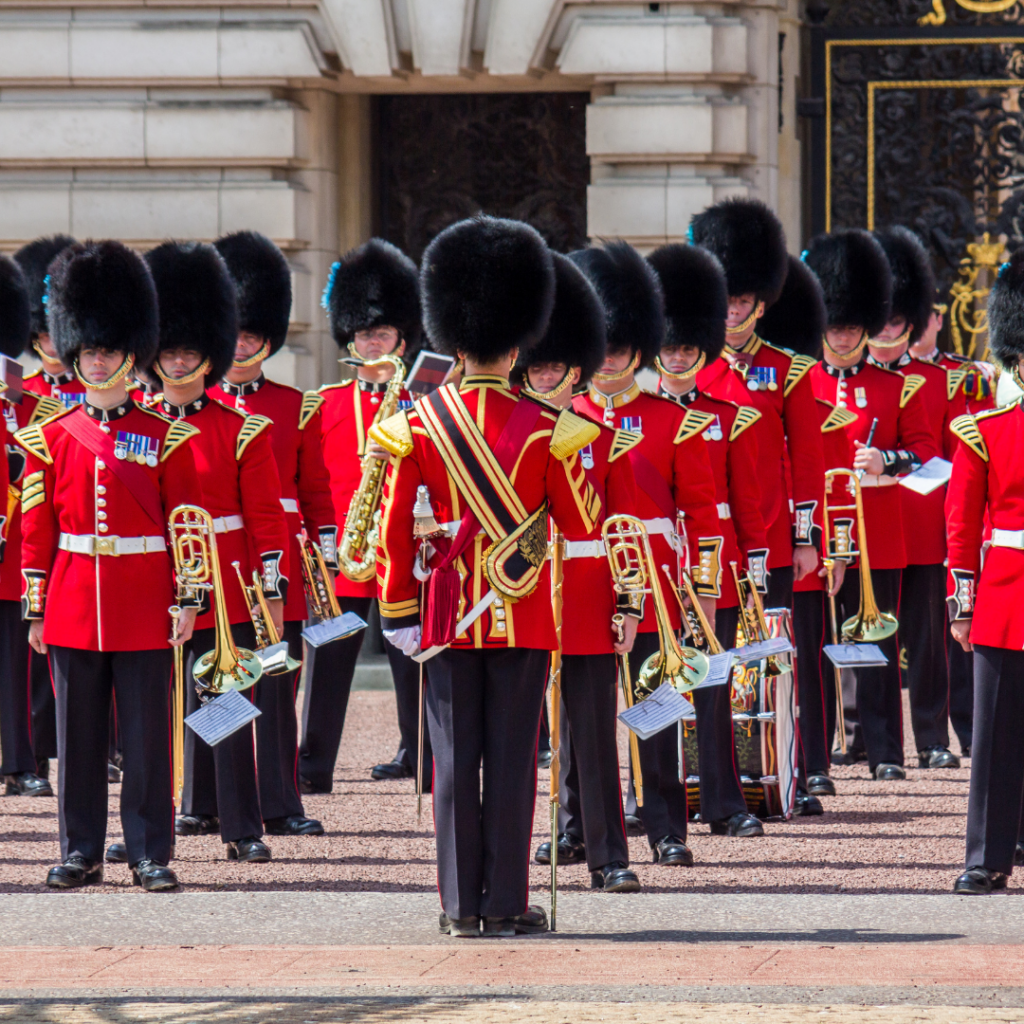 Everything you need to know about Changing of the Guard - LivTours
