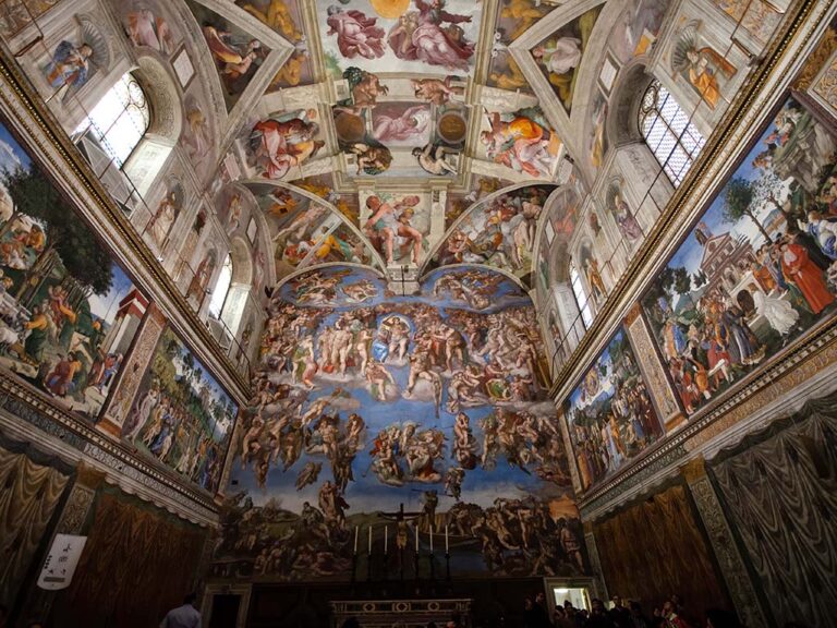 Why is the Sistine Chapel so famous? - LivTours