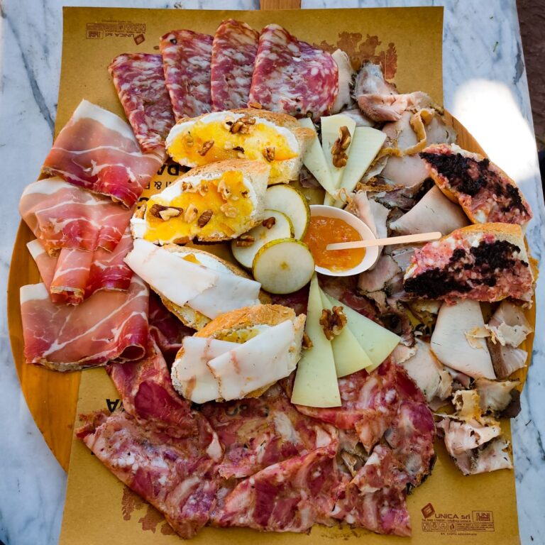 3 Places to Eat and Drink in Pisa - LivTours