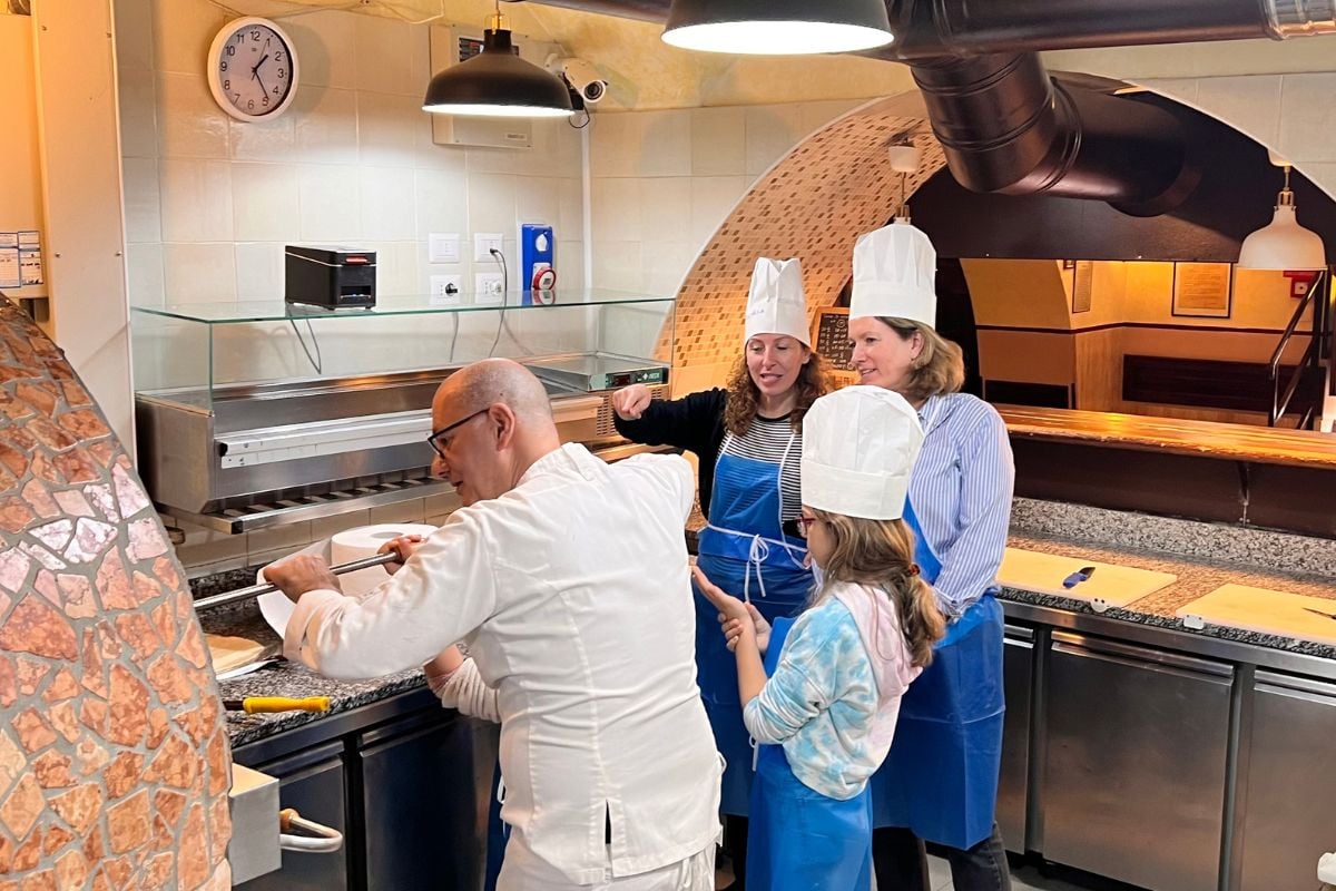 Traditional Pizza Cooking Class in Rome | Private Experience - LivTours